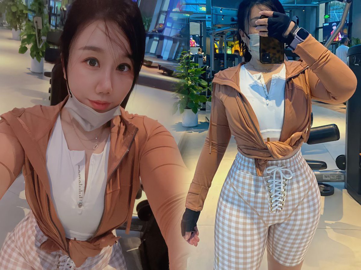 35戴骚的姨妈💫 On Twitter 有没有人知道性欲太大了怎么治???好像被压了多年的性欲都回来了,整个人都要疯了,不给我戴电子脚铐我怕我出去强奸别人那种,啊啊啊啊啊啊啊啊