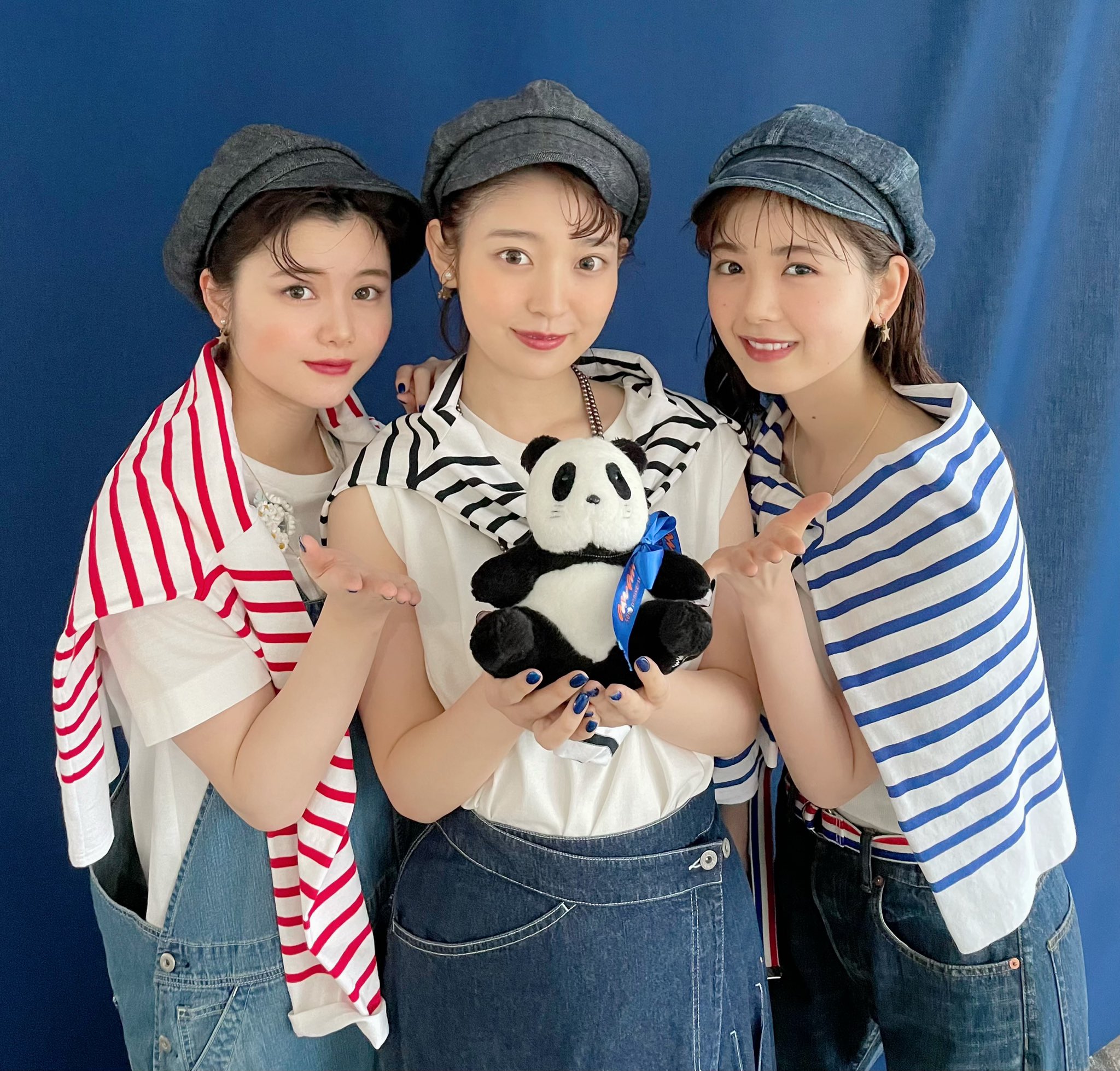 anan on Twitter: "発売中の #anan 2250 号「女子の流行モノ」特集に、乃木坂46メンバー36名が撮りおろしで登場！FASHION選抜は #伊藤理々杏 さん #阪口珠美 ...