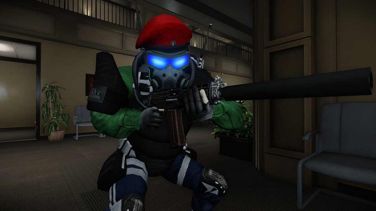 Tangerine Paint on Twitter: "It's kinda hard to do that when this guy overheals every Light SWAT ...