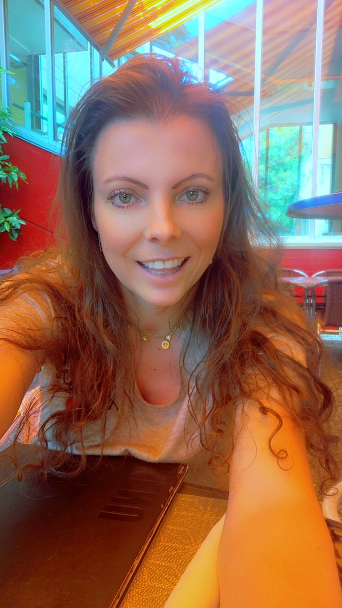 Caroline Tosca On Twitter Bonne Journée Les Coquins Bizzxxl 😘