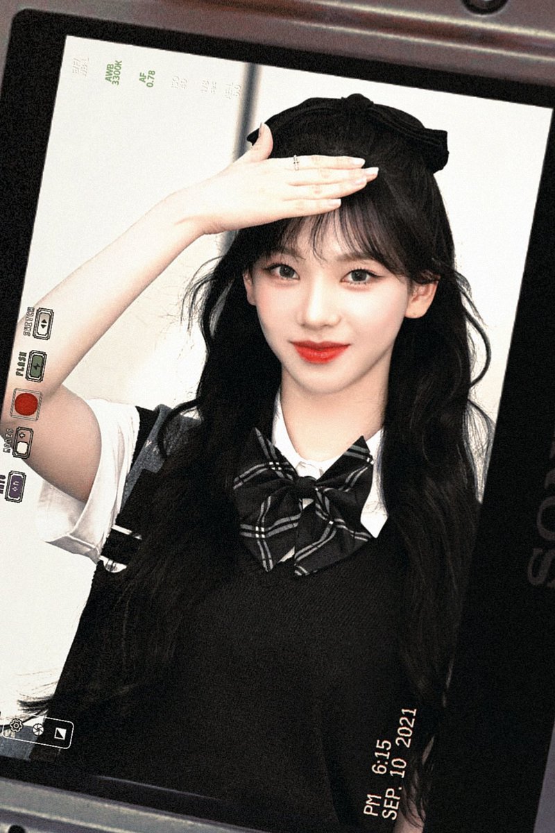 BlueRabbit on Twitter: "It was my first love as a student🍃💌 #KARINA #카리나 #柳智敏 #aespa"