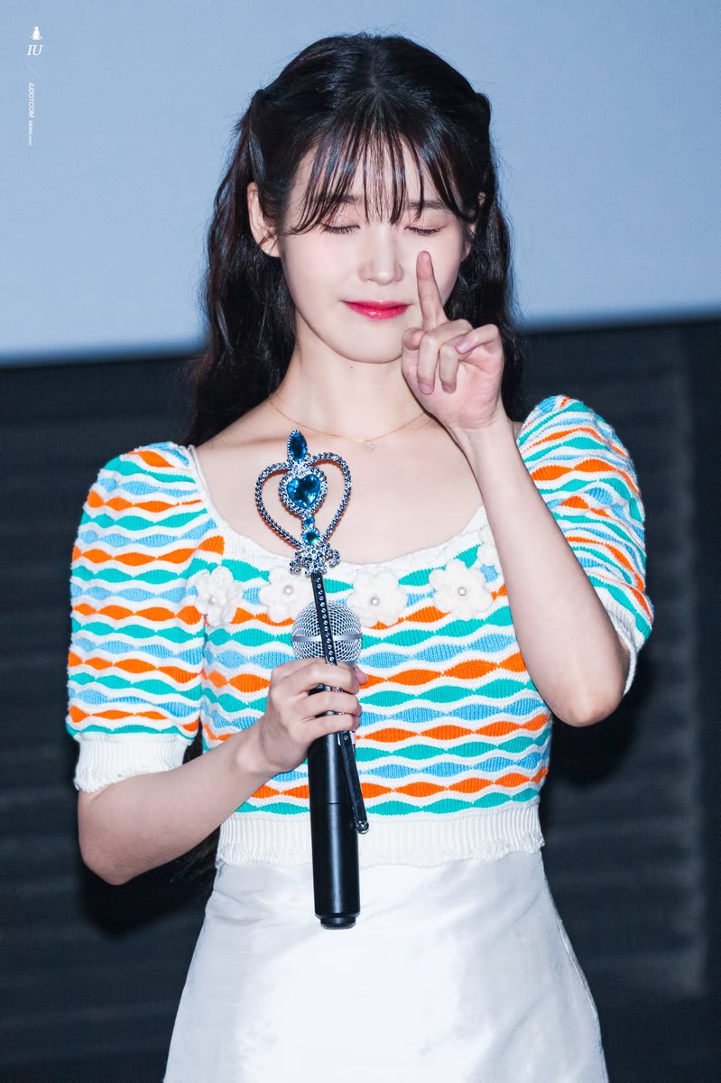 아이유가 참 좋은 아이유닷컴 on Twitter: "[23.05.06] 영화 드림 2주차 무대인사 part.2 아이유(@lily199iu) 직찍 photo by.아이유닷컴 ...