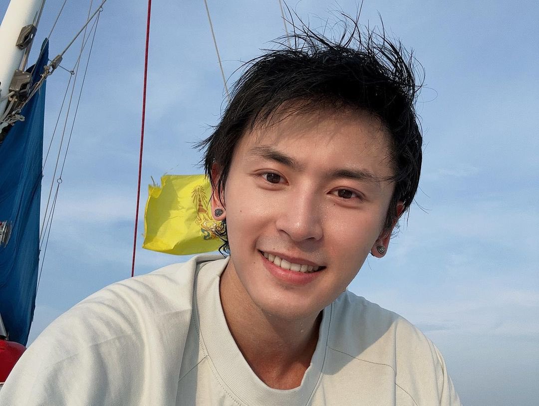 Zhang Zhehan Life Fan🪼 on Twitter: "Yes we can see it 🫶🫶🫶 #ZhangZhehan"