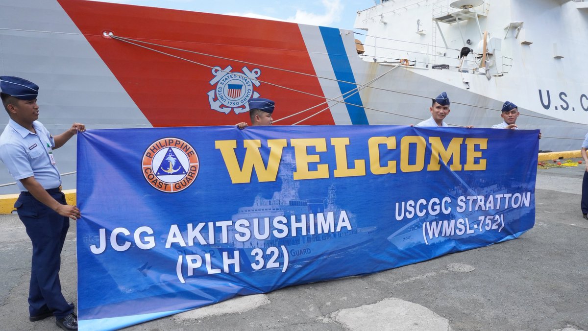 Philippine Coast Guard on Twitter: "RT @News5PH: Sinalubong ng Philippine Coast Guard (PCG) ang ...