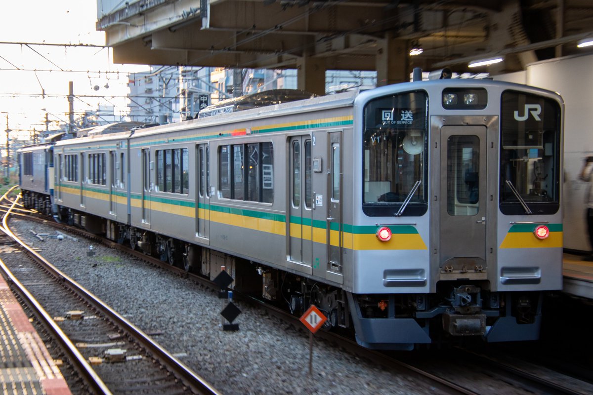 Yazu on Twitter: "2023/6/1 配9845レ E127系V1編成NN出場配給 EF64-1032＋E127系V1編成"