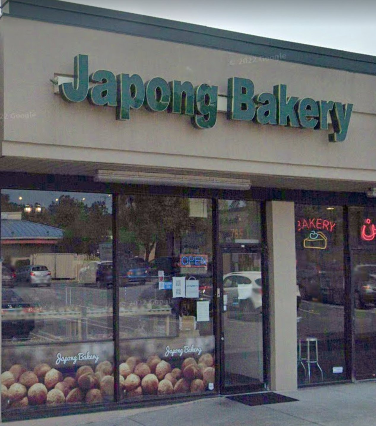 Robert Dyer on Twitter: "Another delay for Japong Bakery reopening in Rockville: https://t.co ...