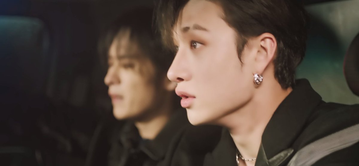 Stray Kids Chart Data on Twitter: ""특(S-Class)" M/V has now surpassed 500,000 (500k) likes on ...