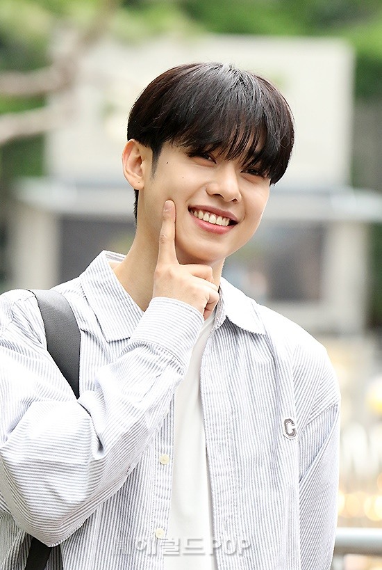 AB6IX INTERNATIONAL on Twitter: "[📸/230602] AB6IX On The Way to Music Bank 🔗 https://naver.me ...