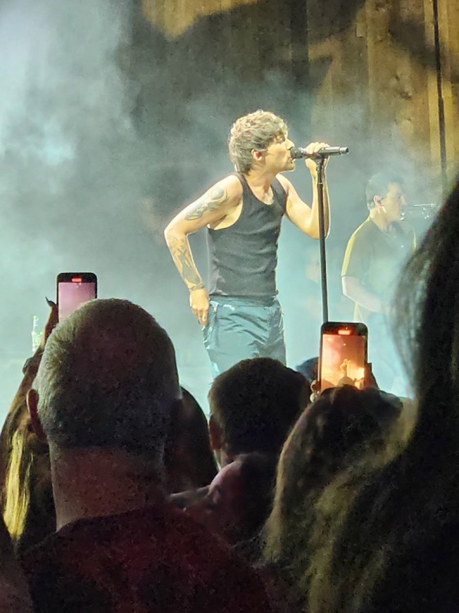 Louis Tomlinson In A Tank Top