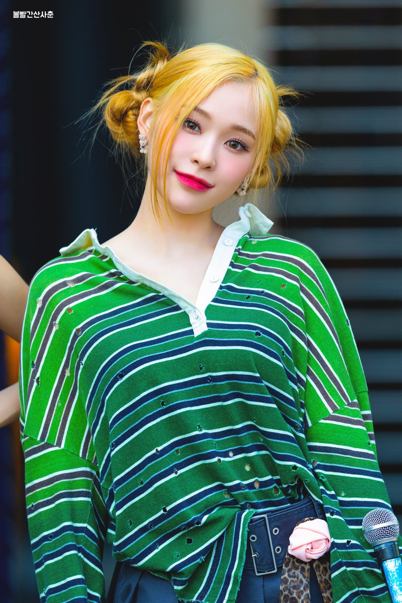 볼빨간산사춘 on Twitter: "230602 드림캐쳐 (Dream Catcher) 가현 (GaHyeon) - 뮤직뱅크 미니 팬미팅 (Fan Meeting) https ...