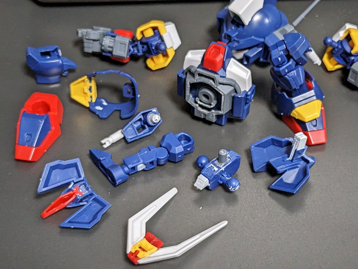 ちぇりのわ＠プラモラボ on Twitter: "胴が長すぎるSDフレームと脚が長すぎるCSフレームのいいとこ取りでプロポーション調整してみたSDCSトルネードガンダム。 腕と脛の下半分をSD ...