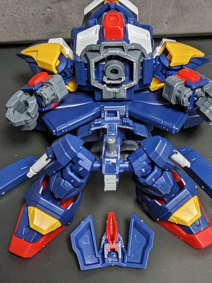 ちぇりのわ＠プラモラボ on Twitter: "胴が長すぎるSDフレームと脚が長すぎるCSフレームのいいとこ取りでプロポーション調整してみたSDCSトルネードガンダム。 腕と脛の下半分をSD ...