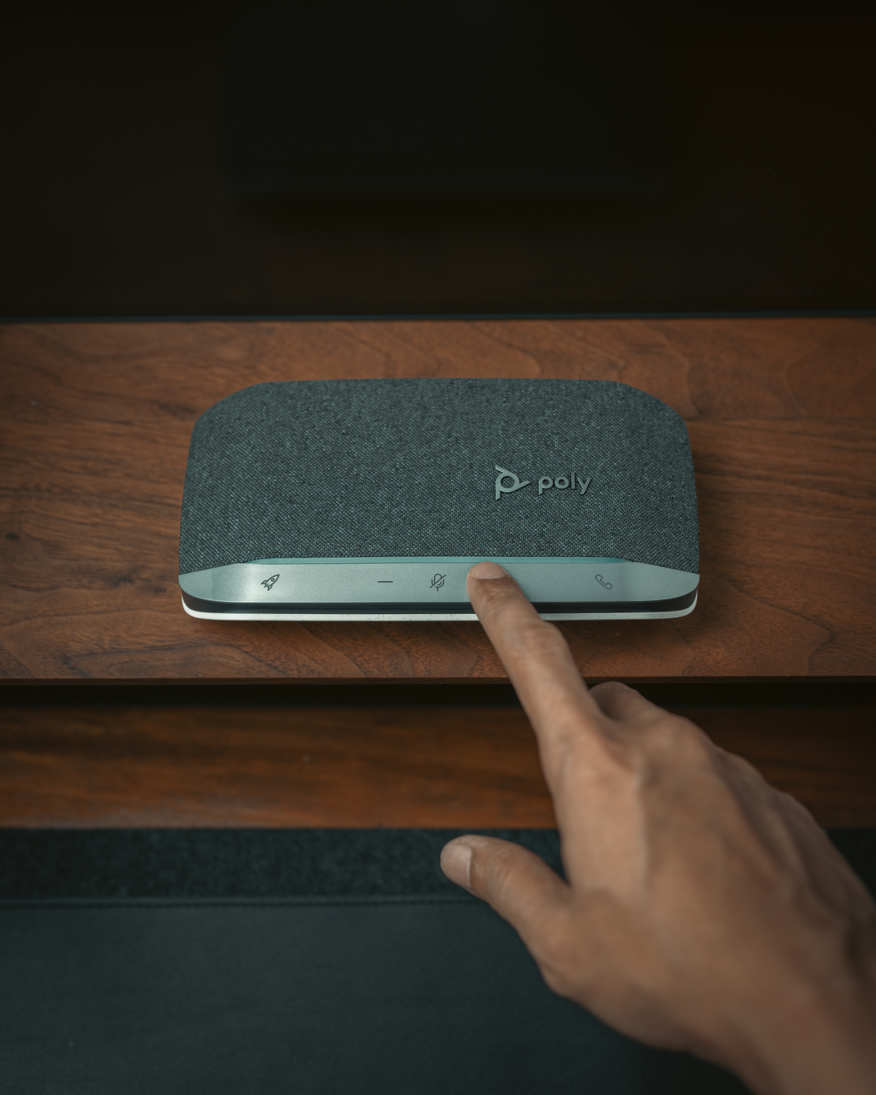 Poly (@PolyCompany) / Twitter