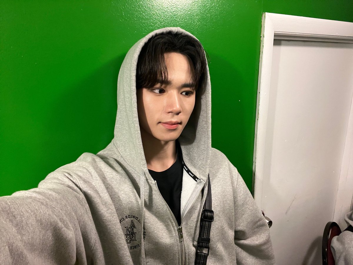 WEi • EN ESPAÑOL • on Twitter: "[230602] — 🦊🫧 bbl update ©️WEiparaguay #위아이 #WEi #루아이 #RUi #김준서 ...