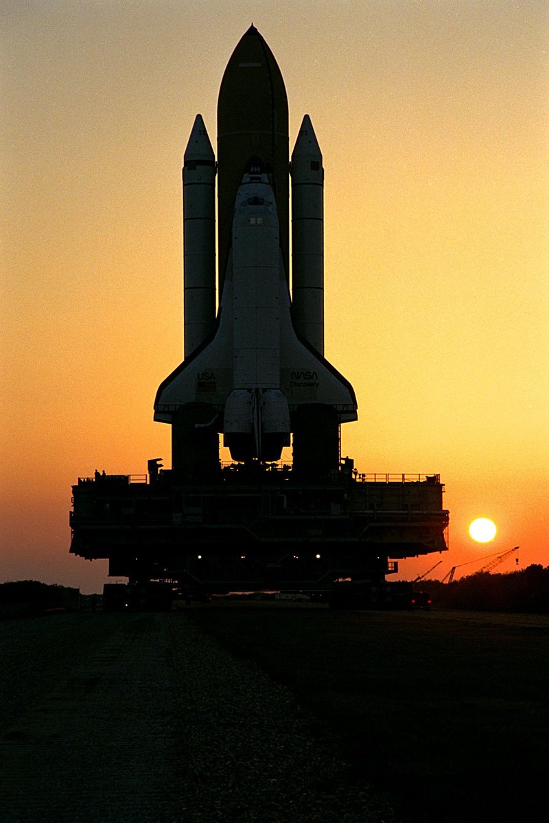 NASA History Office on Twitter: "#25YearsAgo today, Space Shuttle Discovery launched from ...