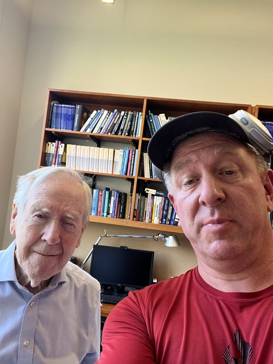 Mike Lawler on Twitter: "At mit for my 30th reunion. Bumped into Gil Strang!"