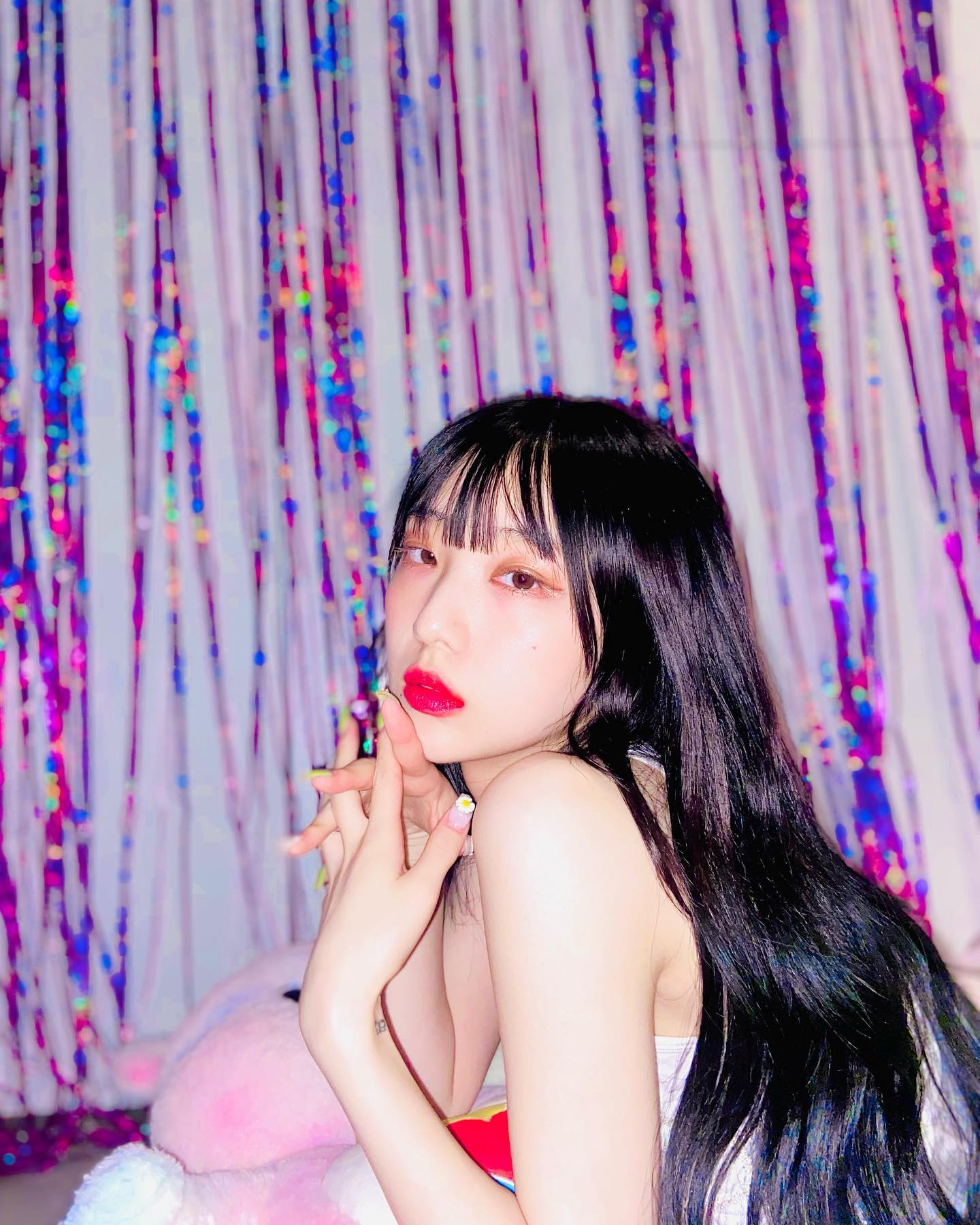 🌙 Orrery/nim on Twitter: "Yeojin Instagram post "🎀🩷🥂🍷🧸😈" https://t.co/iZCXaNrsDJ https://t.co ...