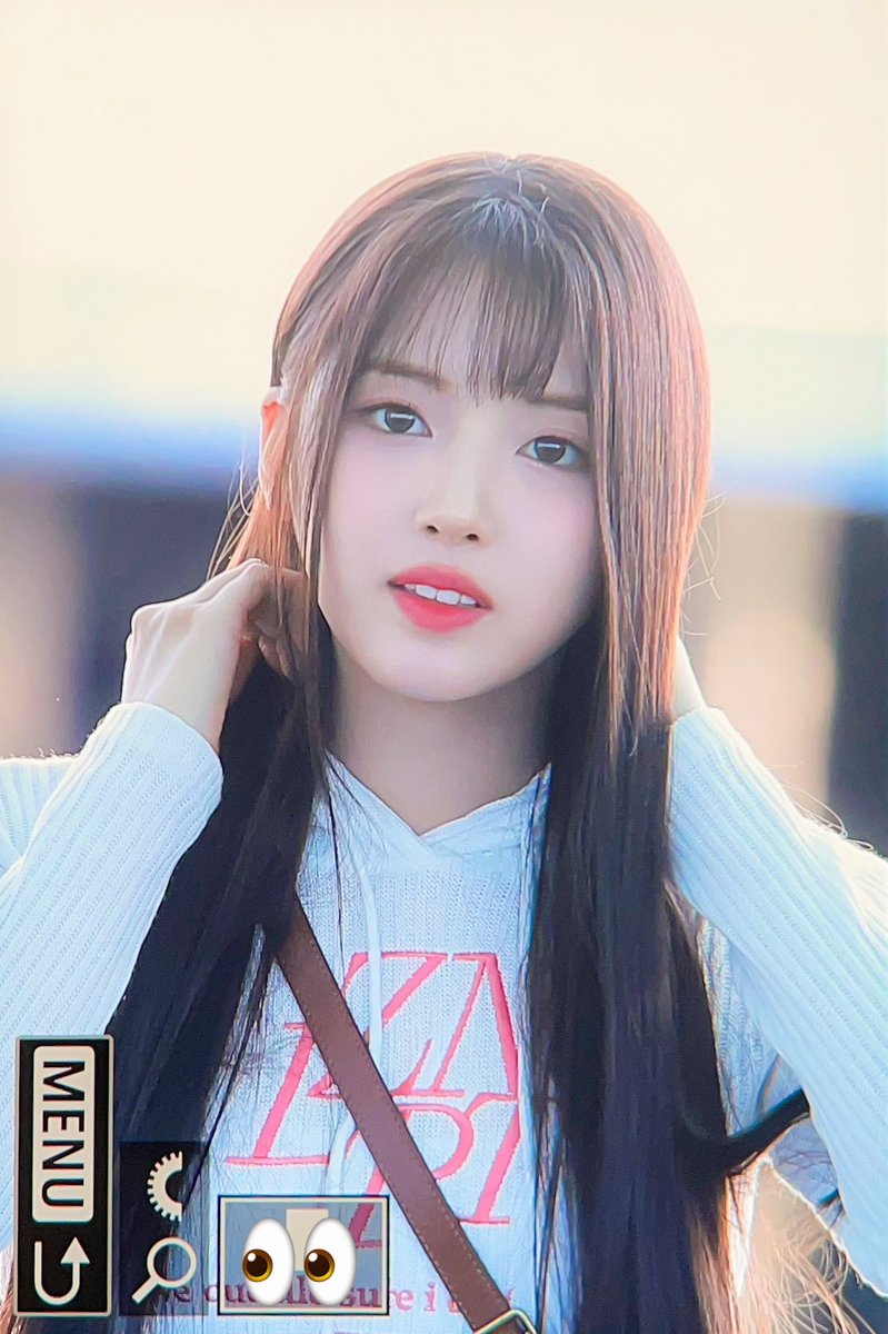 LIKEOO on Twitter: "230603 ICN 🛫 #NMIXX #엔믹스 #JIWOO #지우 #이거_봐쮸 #NICE_TO_MIXX_YOU"