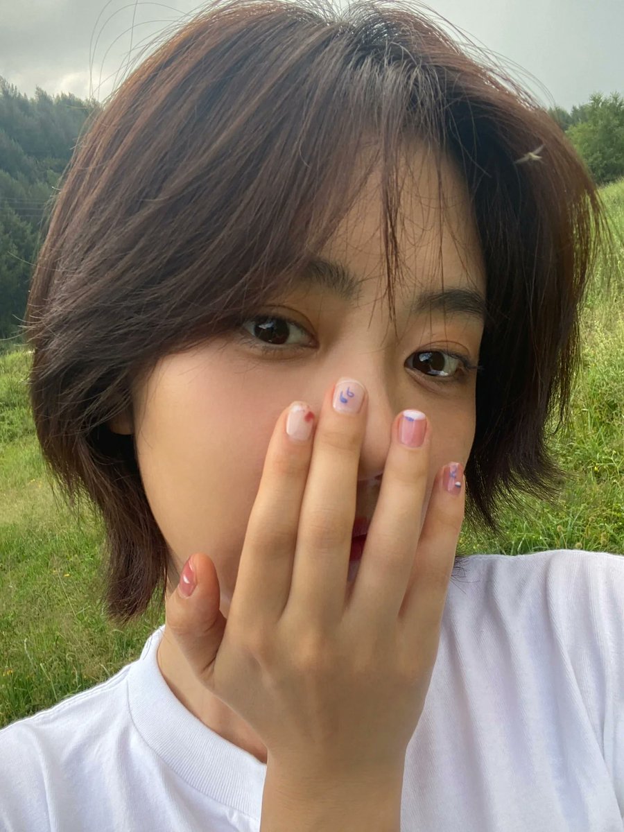Yi94 On Twitter 谭松韵 二小姐的娃娃脸一配上野战的设定就让人热血沸腾!二小姐的生日庆典和六一儿童节就是在此野战!最后非常