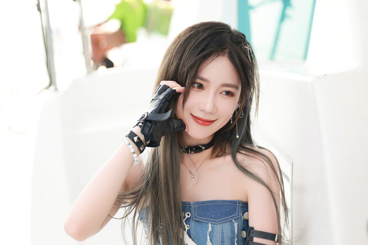 SNH48 Today on Twitter: