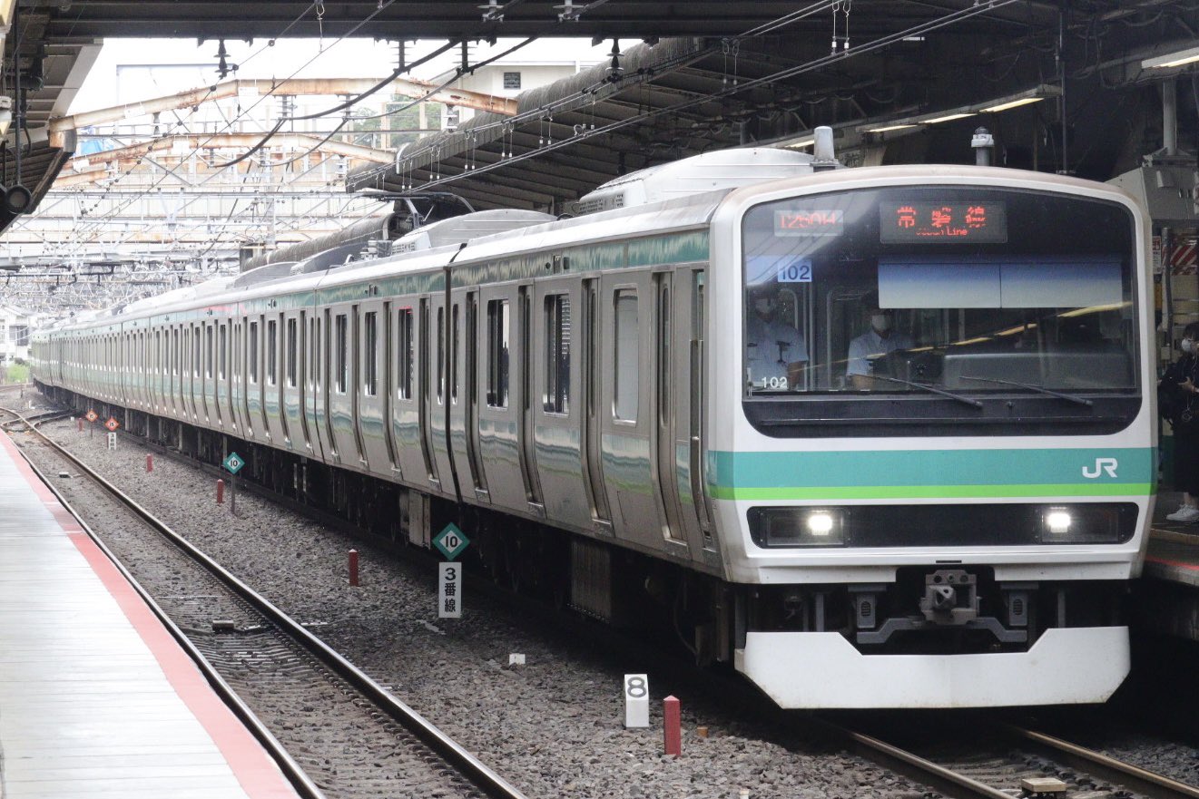 ます鉄 on Twitter: "E231系ﾏﾄ102編成 1250H E231系U539編成 回9492M 車輪添削返却回送 松戸駅にて https://t.co/3ehSEiaJZV ...