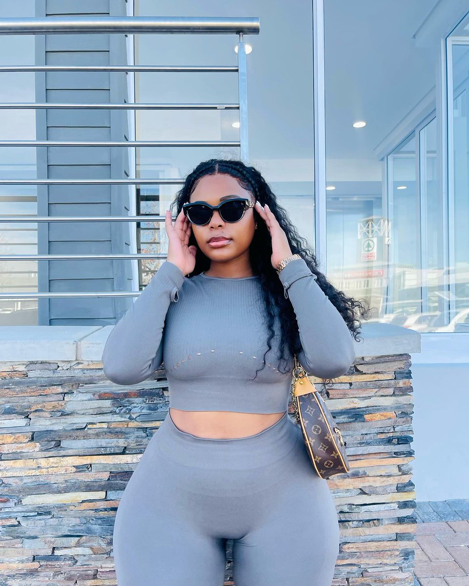 Three Sixty Five Days on Twitter: