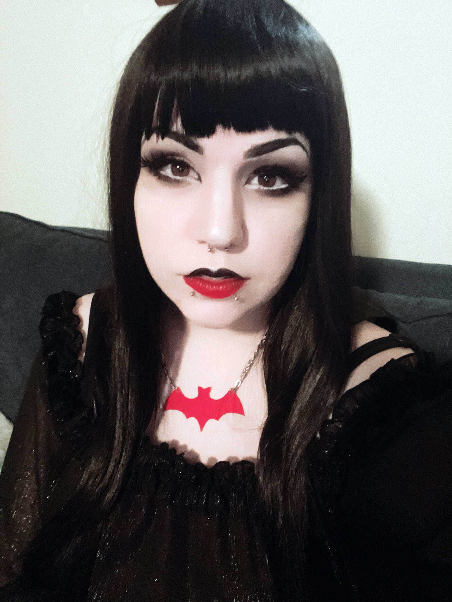 💀 ROXY 💀 on Twitter: "I’ll start taking selfies again soon. 💀 https://t.co/lVwAp5GBPo" / Twitter