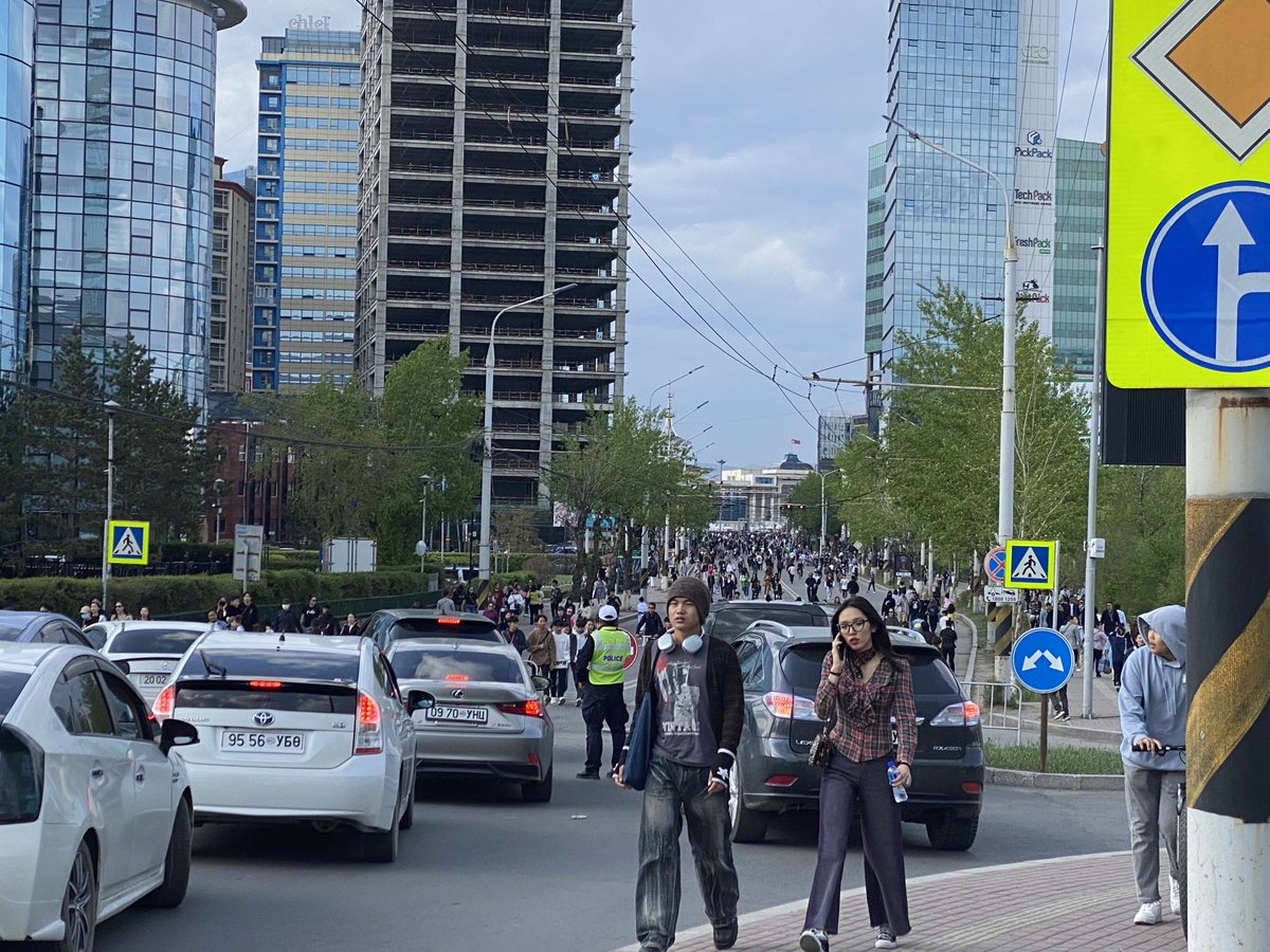 The ЮҮХҮҮ On Twitter Rt Z Erdenesaikhan Улаанбаатар хот үнэхээр л залуусын хот юм байна ямар