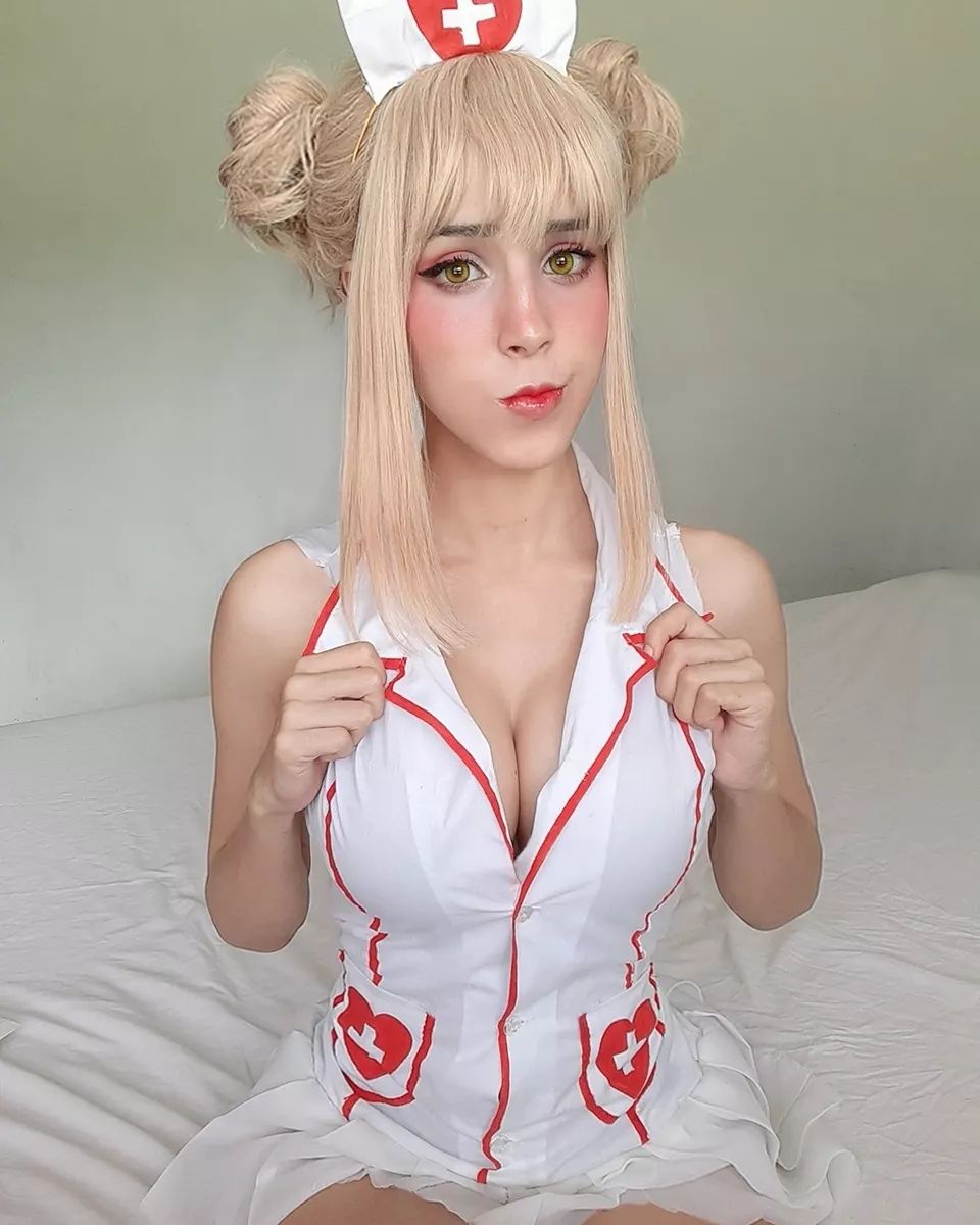 KutRea Cosplay Nation on Twitter: "Toga es el cosplay de hoy. Por Iitshina https://instagram.com ...