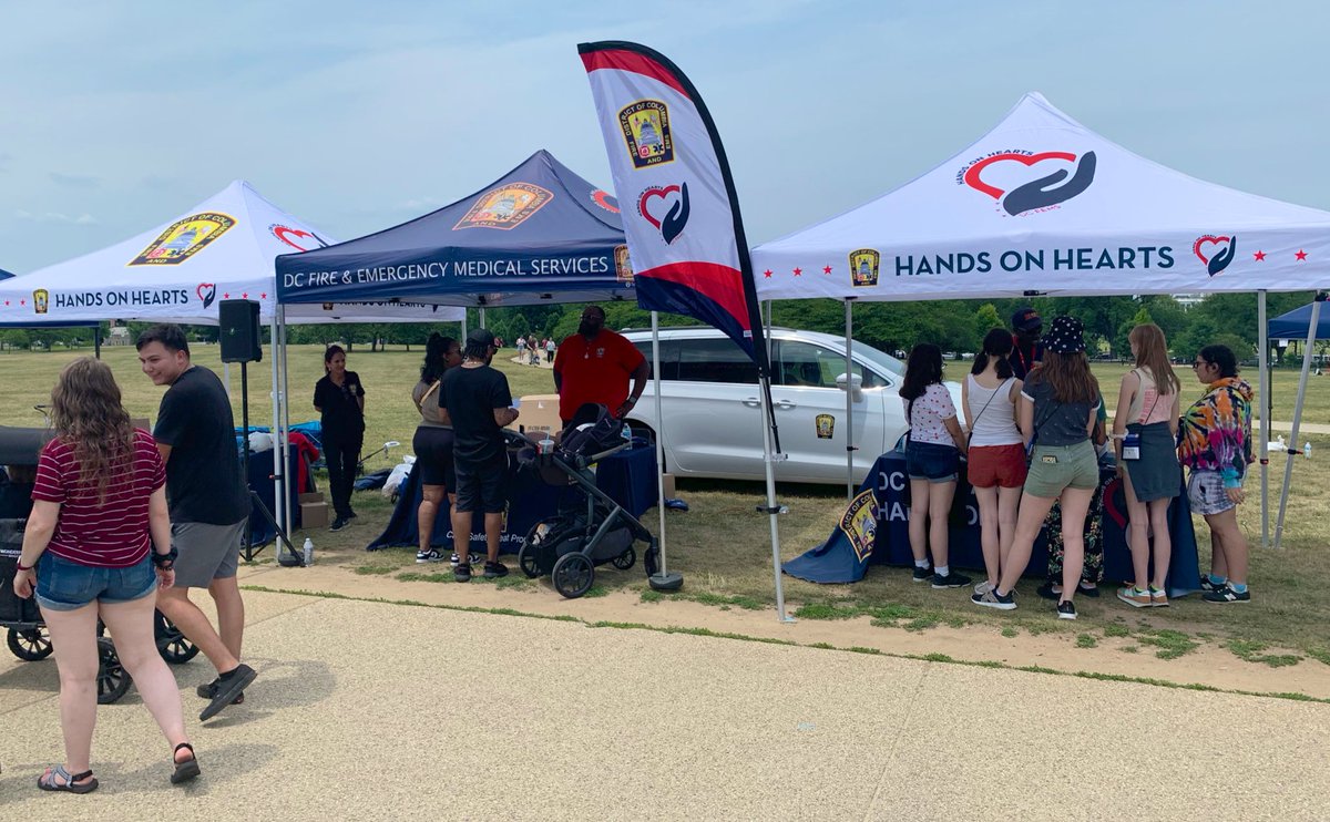 DC Fire and EMS on Twitter: "The DC Fire & EMS #HandsOnHearts hands only CPR team is doing it on ...