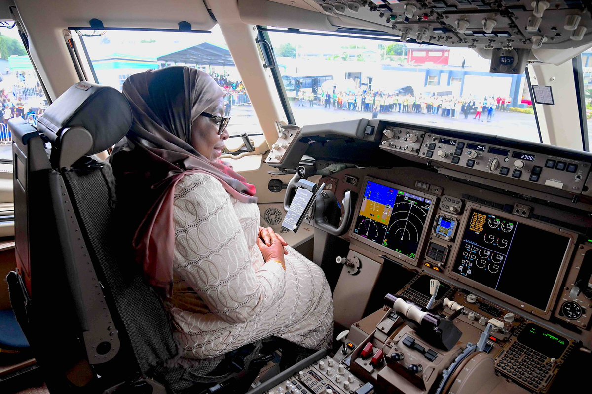 ikulu_Tanzania on Twitter: "Mhe. Rais Samia Suluhu Hassan akiwa amekaa kwenye Chumba cha ...