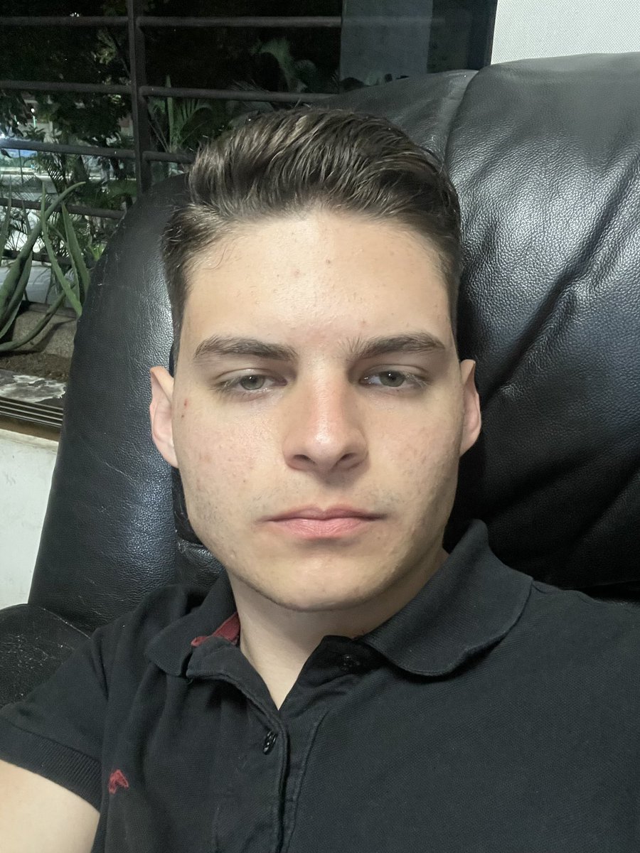 Daniel on Twitter: "Cabello largo // cabello corto"