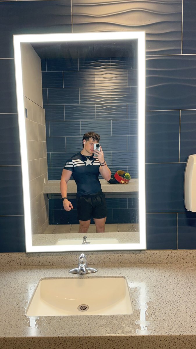 matt on Twitter: "The avengers facility men’s room smells like shit btw @tonystark"