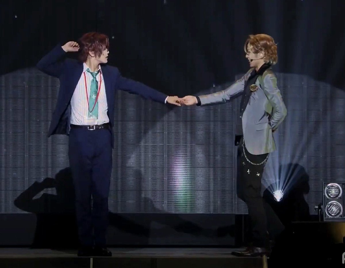 eddie ♡s doppo🥩 on Twitter: "hypmic stage is so insane for both of these"