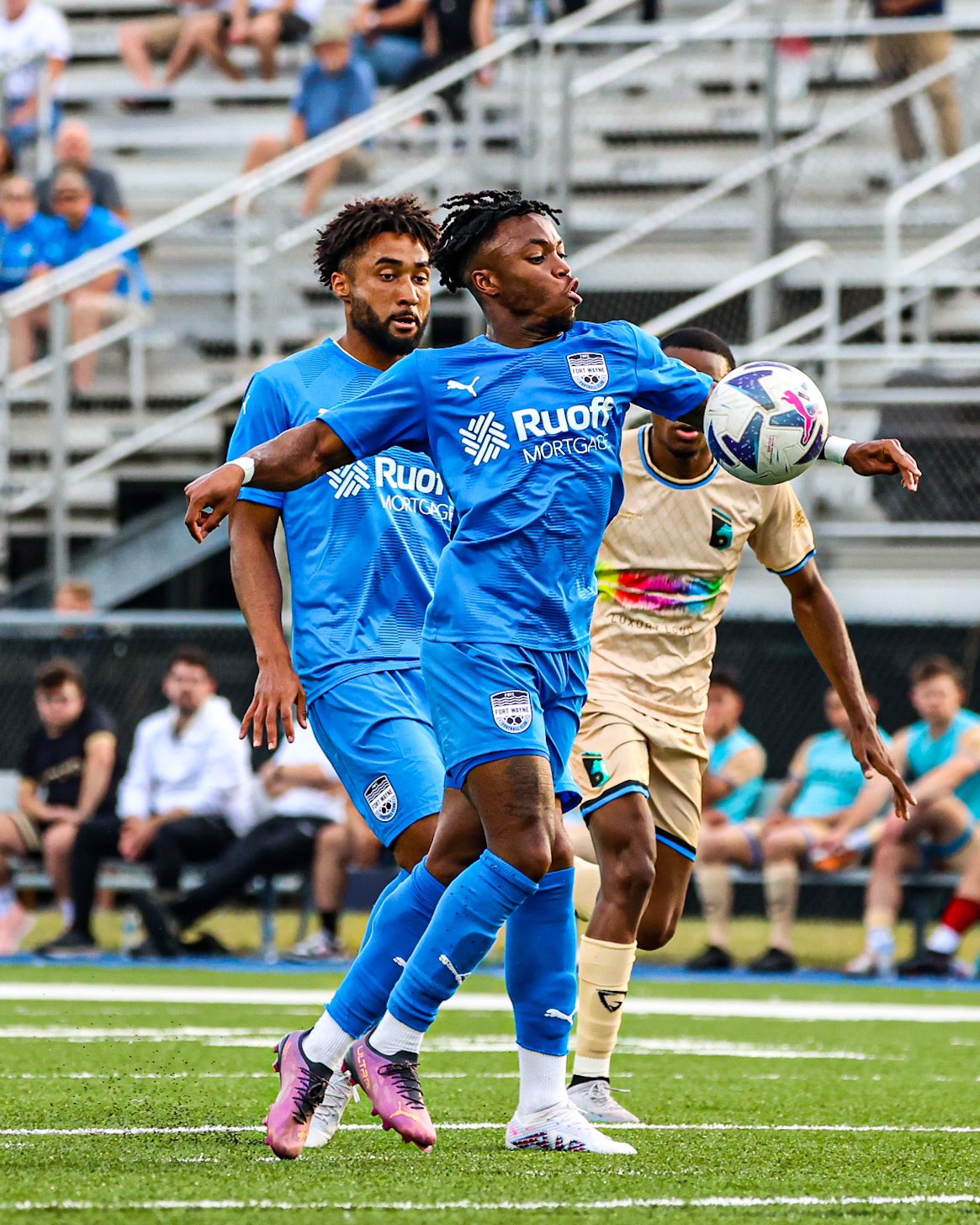 Fort Wayne FC on Twitter: "📸 from the first 45! #FWFC #Path2Pro 📸 Adam Gaddy Photography https ...