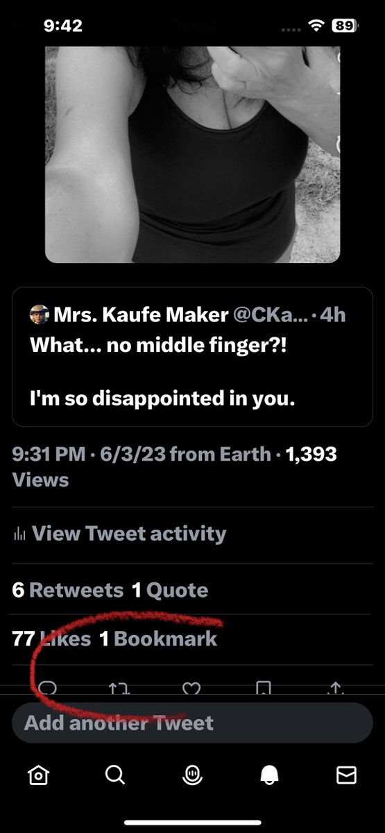 Denise 🤌🐾🇮🇹 On Twitter Ok Fess Up Who Is Bookmarking My Boobies 😳😂