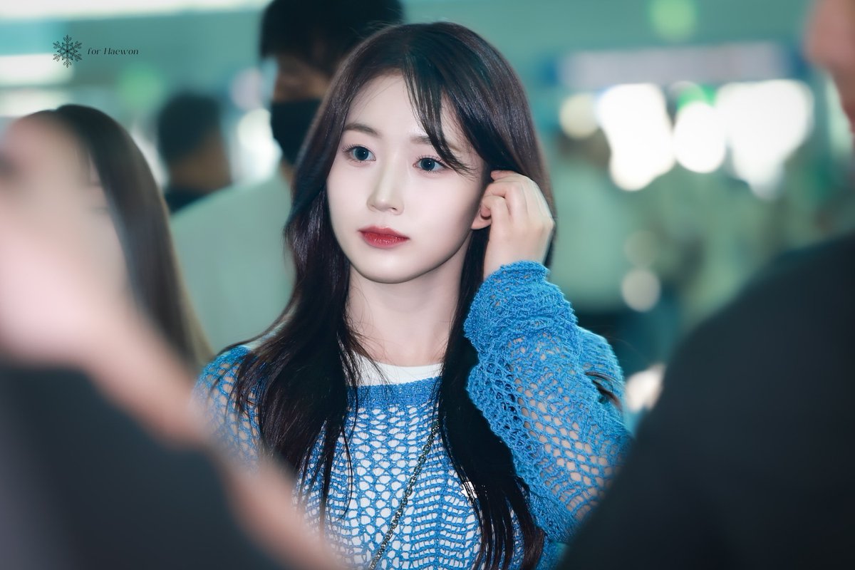 Freeze! on Twitter: "230603 ICN HQ 🛫️ #NMIXX #엔믹스 #해원 #HAEWON"