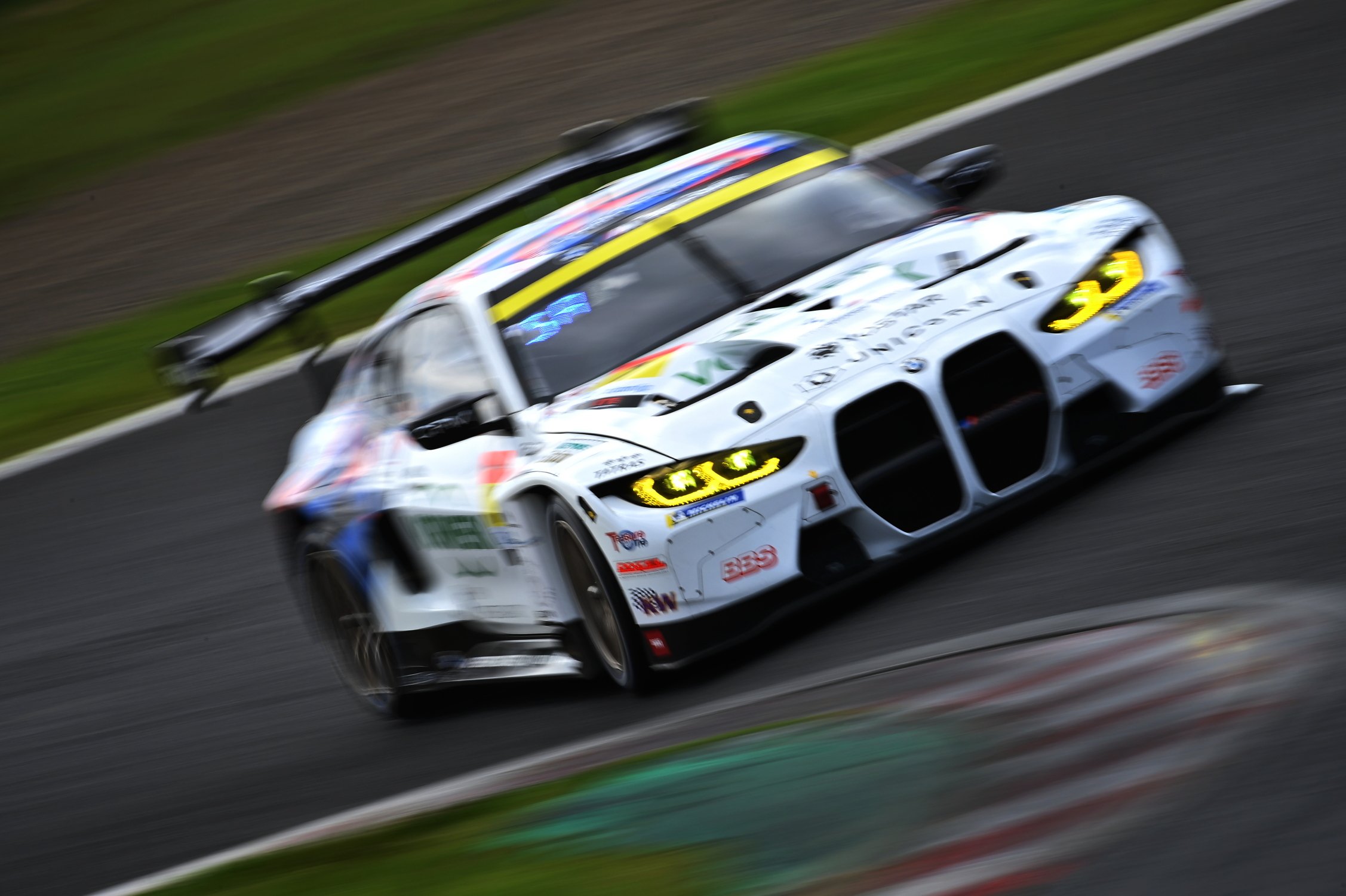 Super GT World 🏳️‍🌈 on Twitter: "A 60-second time penalty to the #3 Niterra Z has been given for ...