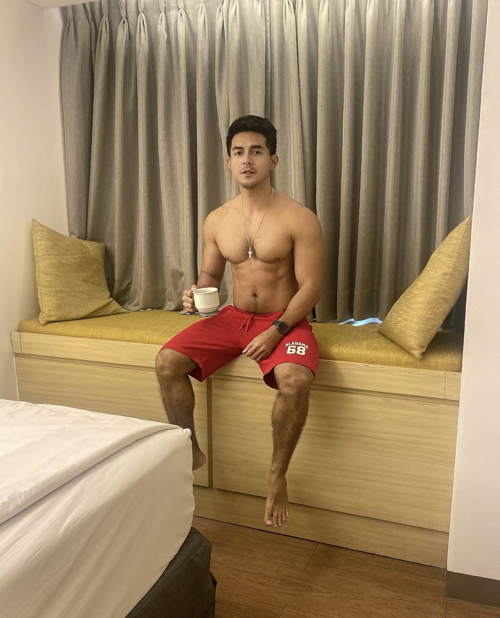Jaycee Domincel on Twitter: "Kape muna sa maulan na panahon... ☕️ https://t.co/CqV0TZMQcE" / Twitter