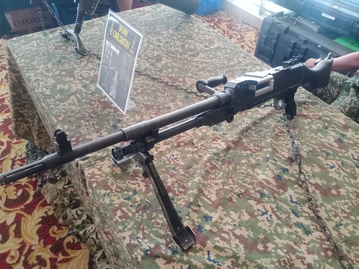 Elizabeth Vstx on Twitter: "2- FN Minimi 3- FN Mag"