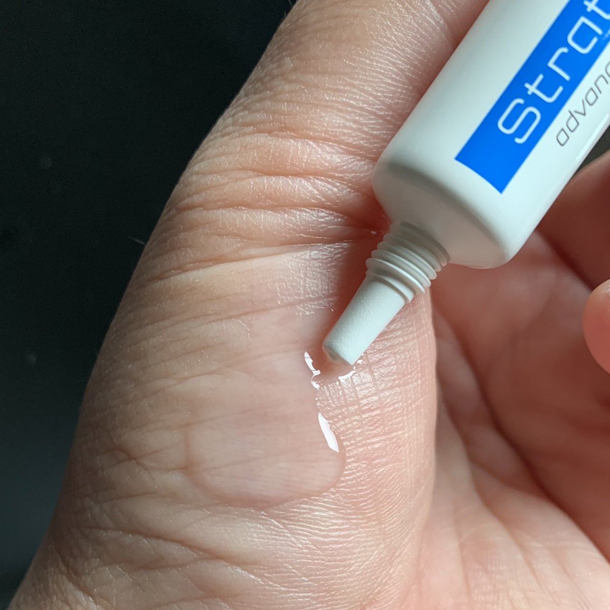 อีเปีย on Twitter: "Stratamed ซิลิโคนเจลทาแผล ใช้ทาแผลสด เค้าจะเป็นฟิล์มบางๆ เคลือบแผลช่วยให้แผล ...