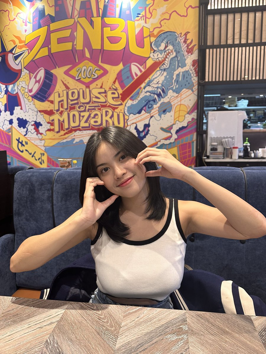 melati.sesilia on Twitter: "alooo alooo🫶🏻🫶🏻"