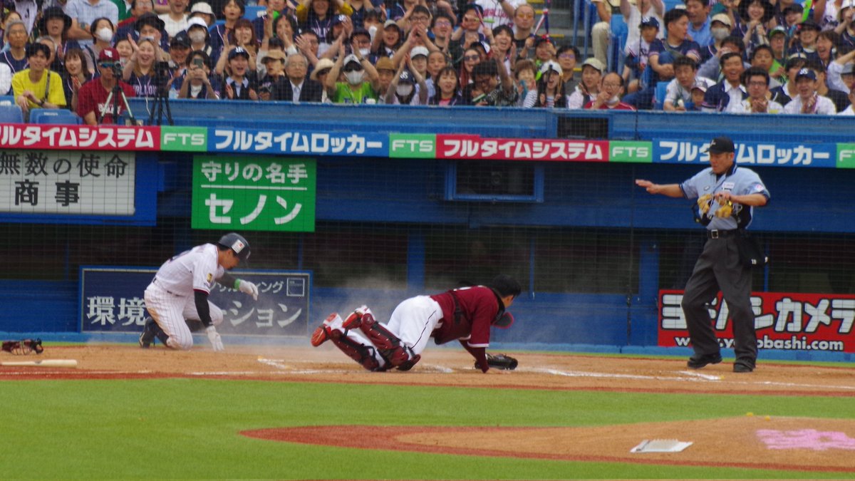 まめぞう⚾ On Twitter 速すぎて、捕手が振り返った時にはもうはるか遠く、立ち上がり始めてるっていう🤭