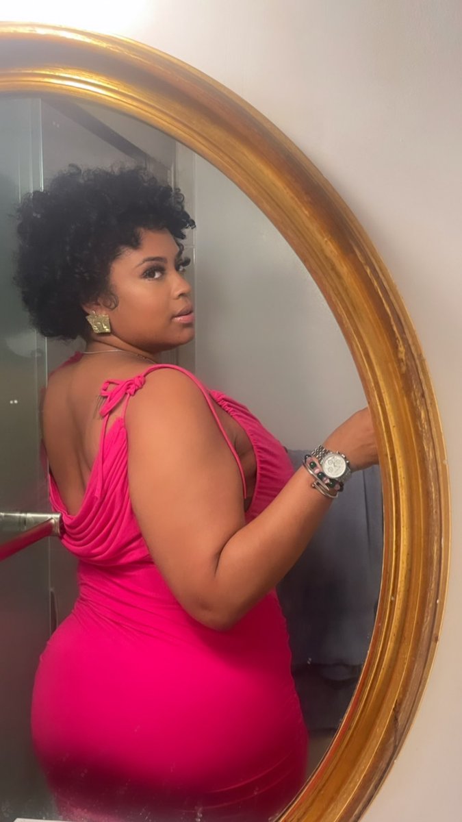 😋 on Twitter: "RT @antii_s0cial: pls stop breaking into bad bitches’ cars ☹️ y’all ruined my night"