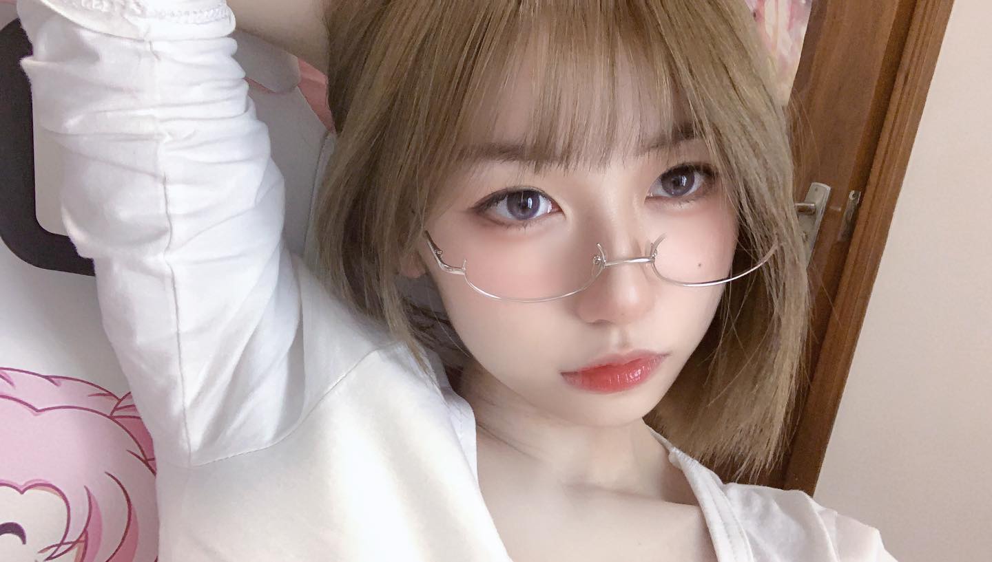 程女士chengyoooo（主页置顶） on Twitter: "程女士1v3 海外视频 程yooooo -全集 #654 https://t.co/KW8iXh4YFd" / Twitter