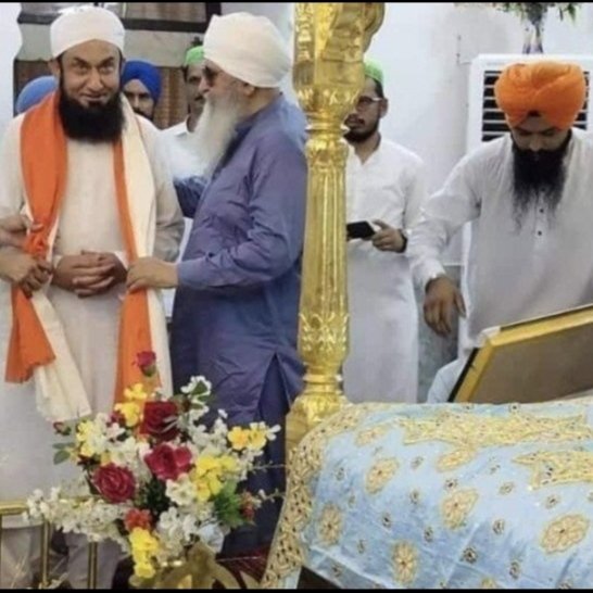 Most famous tablighi deobandi Mawlana Tariq Jameel who has billions of ...