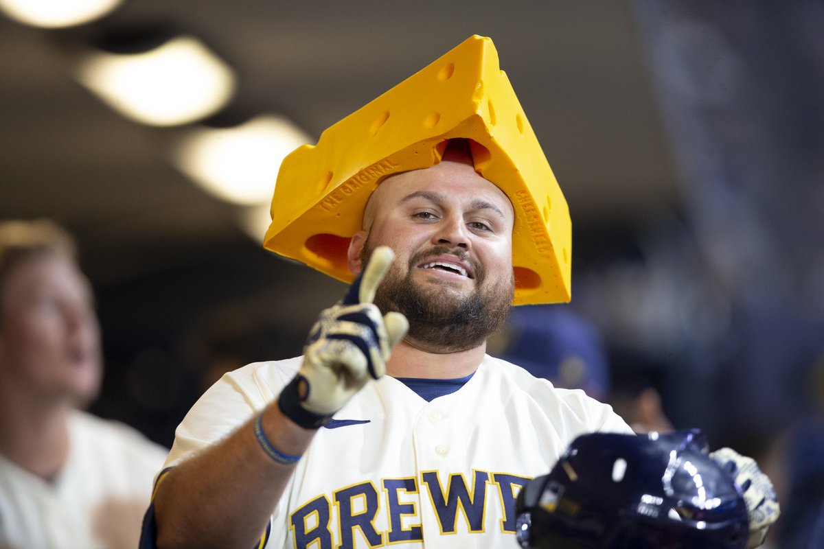 Milwaukee Brewers on Twitter: "It’s National Cheese Day. We couldn’t resist 🧀 #ThisIsMyCrew"