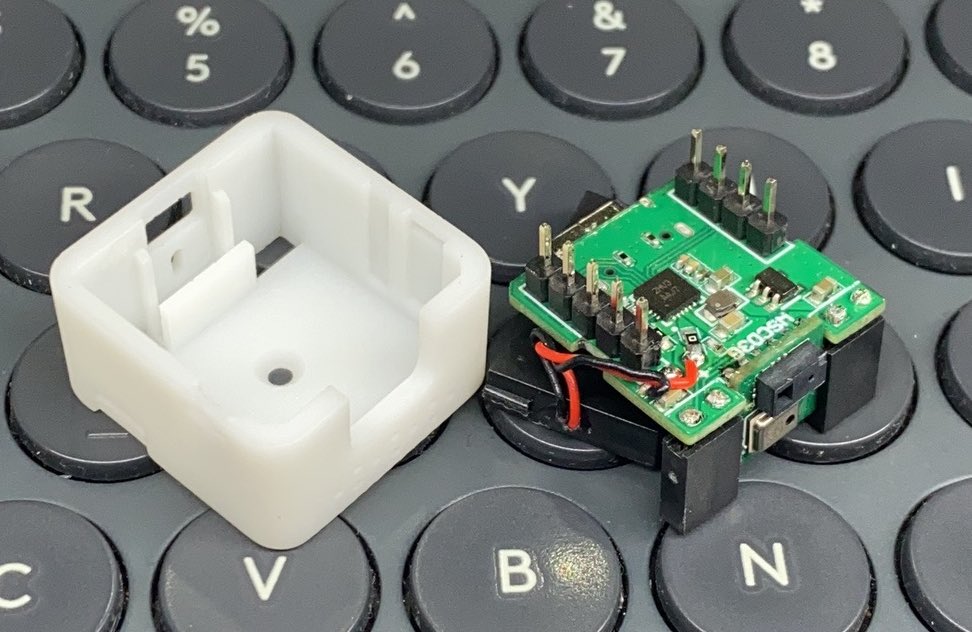 M5Stack on Twitter: "AtomEchoS3 ing: add gesture sensor and i2c/power socket on the bottom"