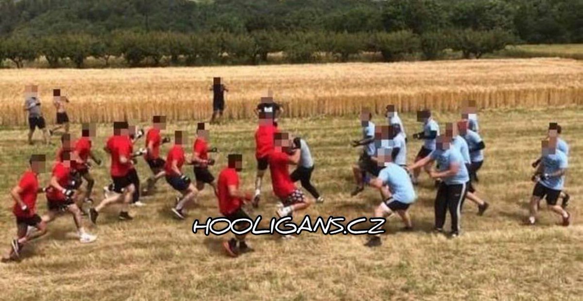 Hooligans.cz Official on Twitter: "2 year back, 19.06.2021🇫🇷 Nice vs Tours, 13x13, win Nice http ...
