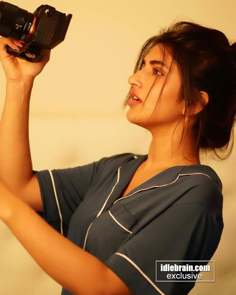 idlebrain.com on Twitter: "Actress #Sreeleela photo gallery https://idlebrain.com/movie ...